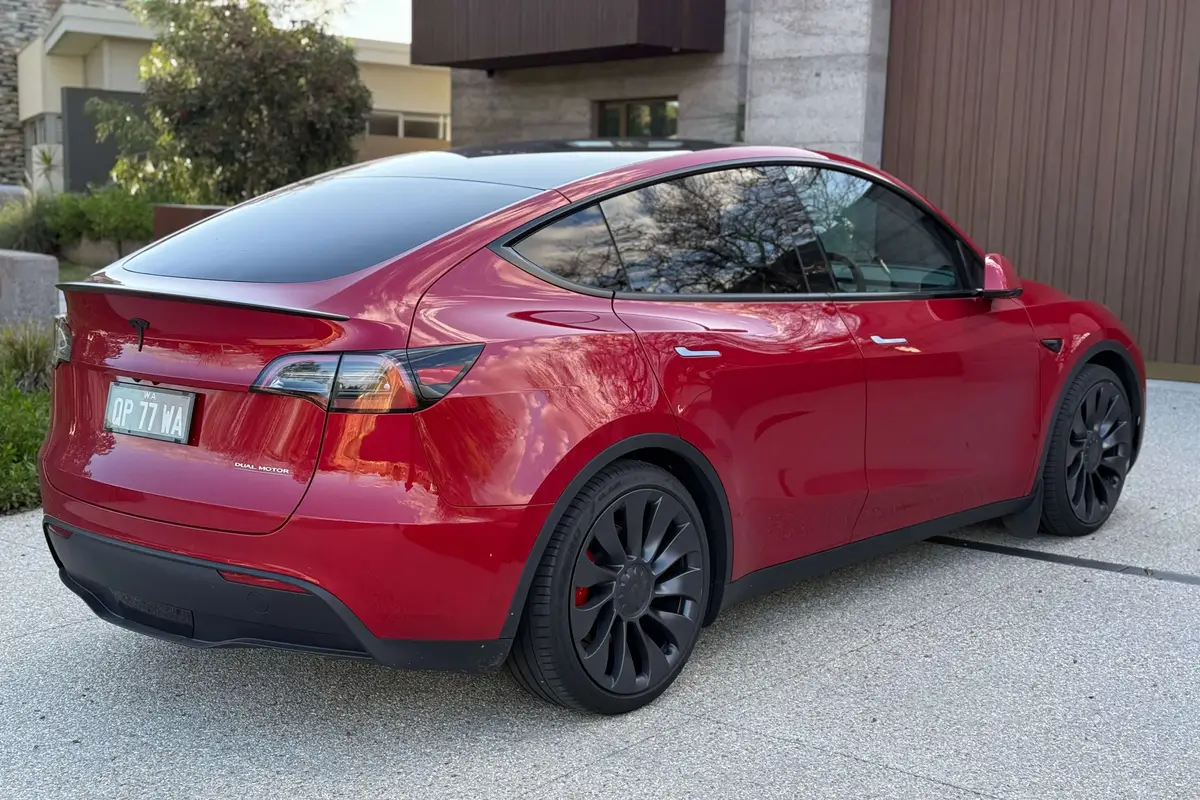 Car Hire in Coolbinia | Tesla Model Y, 2023, 340kms range in Perth | evee