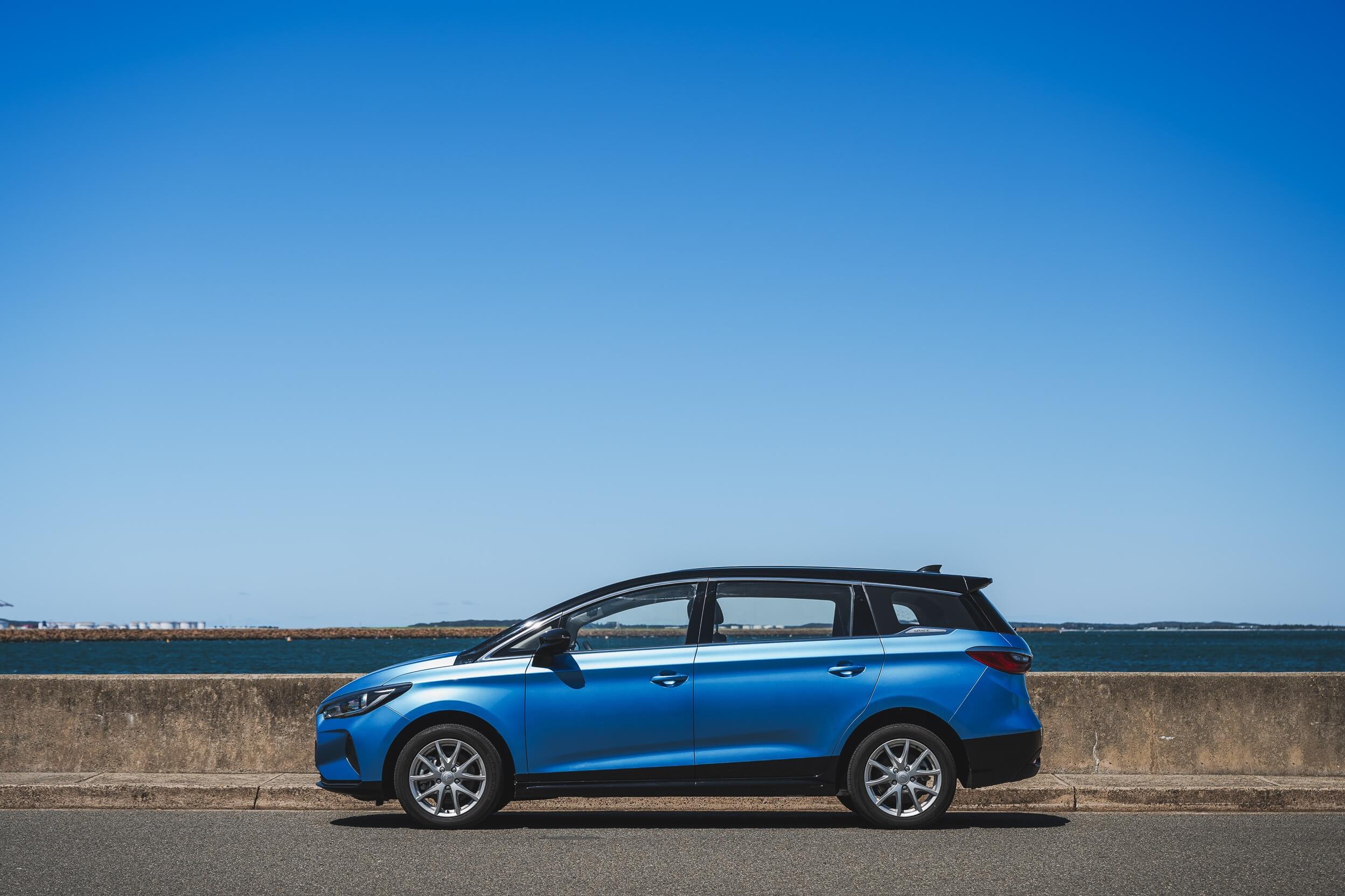 Car Hire in Rockdale | BYD e6, 2021, 400kms range in Sydney | evee