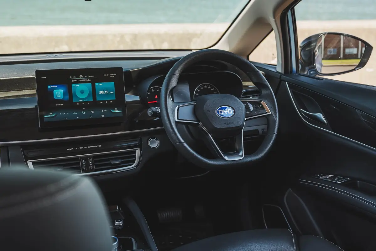 Car Hire in Rockdale | BYD e6, 2021, 400kms range in Sydney | evee